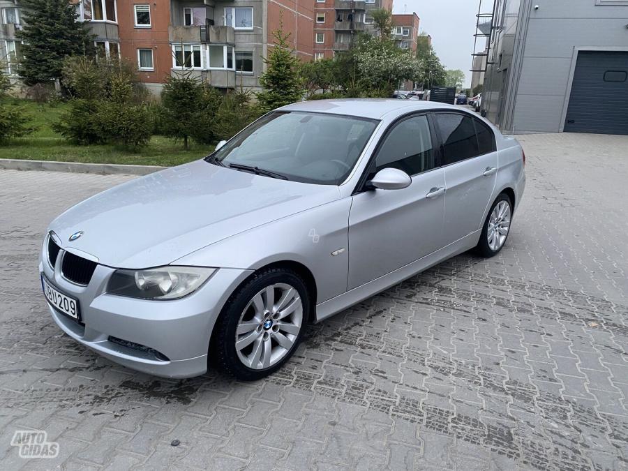 BMW 320 2007 in Kretinga, with an engine capacity of 2.00 L and mileage of 329 thousand km for 2350 €, photo 33 on AUTOMOTO.COM.LV