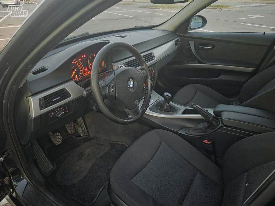 BMW 320 2007 in Kaunas, with an engine capacity of 2.00 L and mileage of 374 thousand km for 1850 €, photo 14 on AUTOMOTO.COM.LV