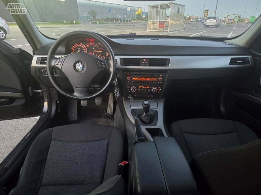 BMW 320 2007 in Kaunas, with an engine capacity of 2.00 L and mileage of 374 thousand km for 1850 €, photo 17 on AUTOMOTO.COM.LV