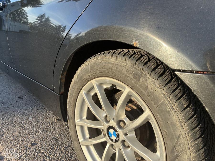 BMW 320 2007 in Klaipeda, with an engine capacity of 2.00 L and mileage of 402 thousand km for 2700 €, photo 8 on AUTOMOTO.COM.LV