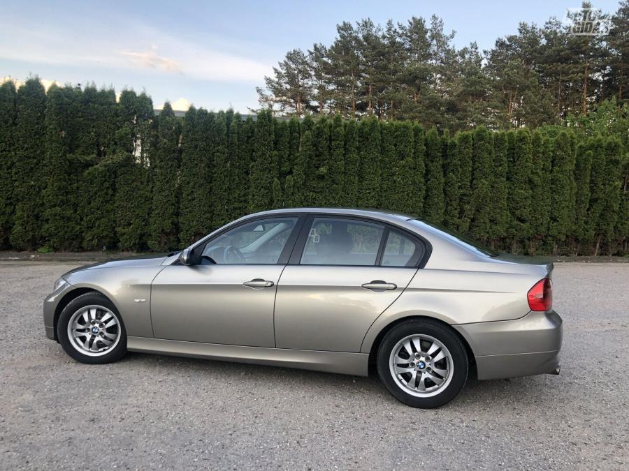 BMW 320 2007 Viļņa, ar dzinēja tilpumu 2.00 L un nobraukumu 410 tūkst. km par 1500 €, foto 4 vietnē AUTOMOTO.COM.LV
