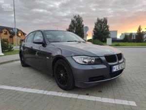 BMW 320 2007 Kauņa, ar dzinēja tilpumu 2.00 L un nobraukumu 321 tūkst. km par 2600 €, foto  vietnē AUTOMOTO.COM.LV