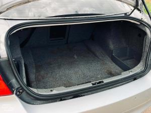 BMW 320 2007 in Marijampole, with an engine capacity of 2.00 L and mileage of 339 thousand km for 2350 €, photo 6 on AUTOMOTO.COM.LV