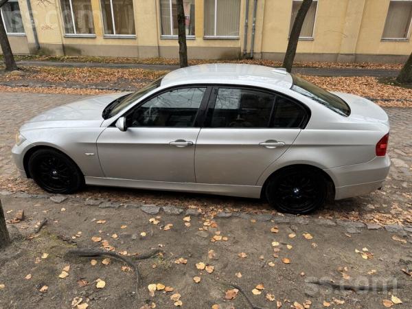 BMW 320 2008 in Riga, with an engine capacity of 2.00 L and mileage of 400 thousand km for 3650 €, photo 2 on AUTOMOTO.COM.LV