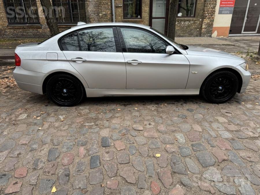 BMW 320 2008 in Riga, with an engine capacity of 2.00 L and mileage of 400 thousand km for 3650 €, photo 3 on AUTOMOTO.COM.LV