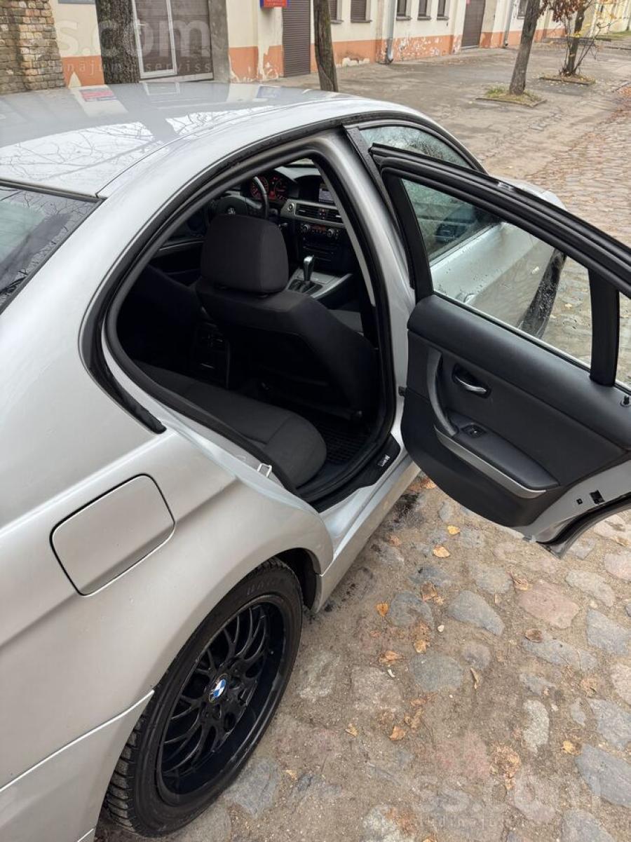 BMW 320 2008 in Riga, with an engine capacity of 2.00 L and mileage of 400 thousand km for 3650 €, photo 8 on AUTOMOTO.COM.LV