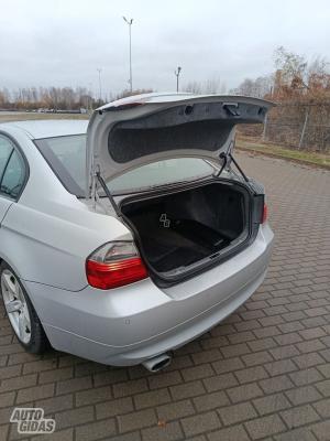 BMW 320 2008 in Marijampole, with an engine capacity of 2.00 L and mileage of 249 thousand km for 3499 €, photo 5 on AUTOMOTO.COM.LV