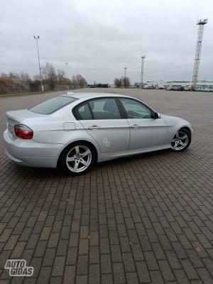 BMW 320 2008 in Marijampole, with an engine capacity of 2.00 L and mileage of 249 thousand km for 3499 €, photo 6 on AUTOMOTO.COM.LV