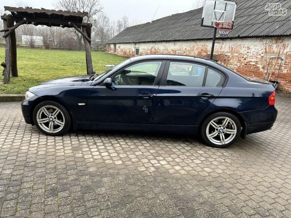 BMW 320 2008 in Kelme, with an engine capacity of 2.00 L and mileage of 300 thousand km for 2999 €, photo 9 on AUTOMOTO.COM.LV