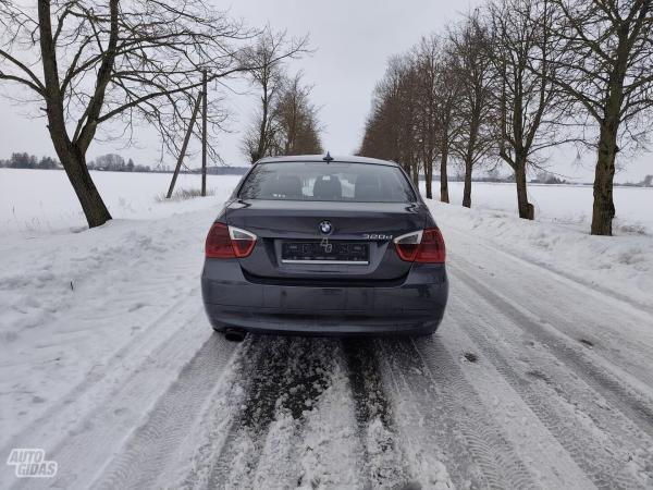 BMW 320 2008 in Pakruojis, with an engine capacity of 2.00 L and mileage of 301 thousand km for 3100 €, photo 3 on AUTOMOTO.COM.LV