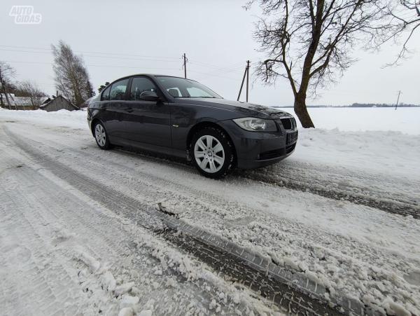 BMW 320 2008 in Pakruojis, with an engine capacity of 2.00 L and mileage of 301 thousand km for 3100 €, photo 4 on AUTOMOTO.COM.LV