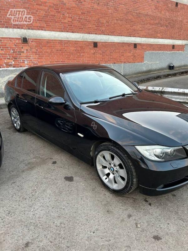 BMW 320 2008 in Vilnius, with an engine capacity of 2.00 L and mileage of 2 thousand km for 2350 €, photo 5 on AUTOMOTO.COM.LV