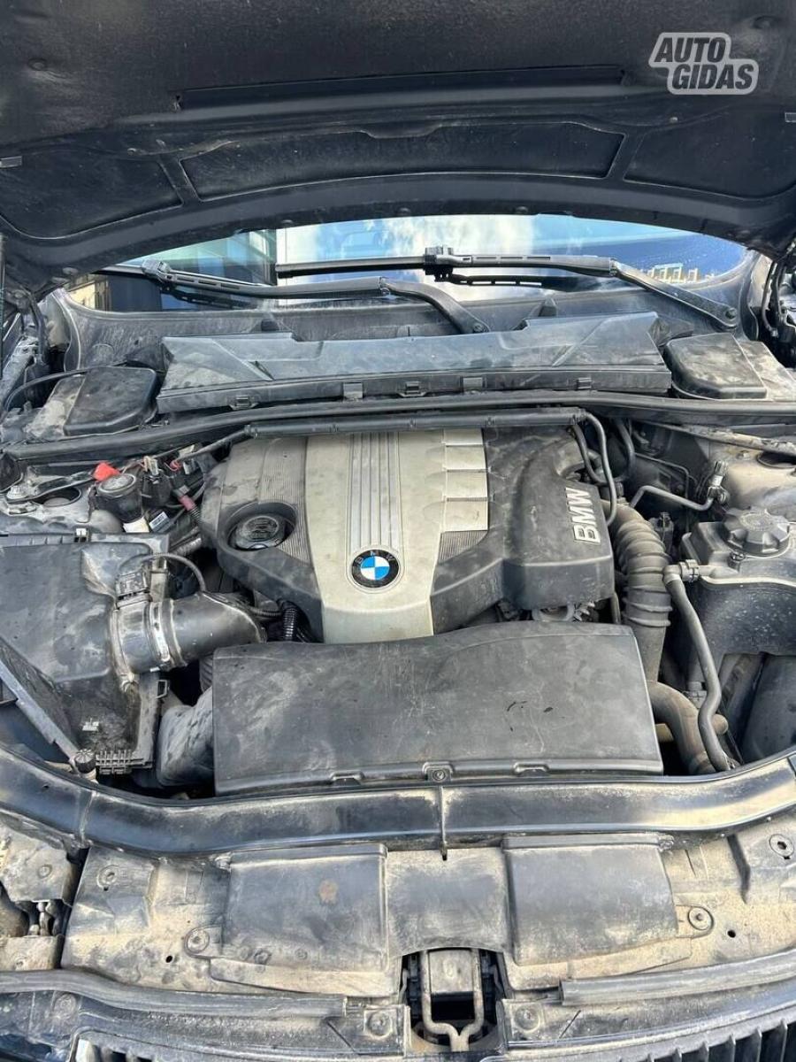 BMW 320 2008 in Vilnius, with an engine capacity of 2.00 L and mileage of 230 thousand km for 2999 €, photo 13 on AUTOMOTO.COM.LV