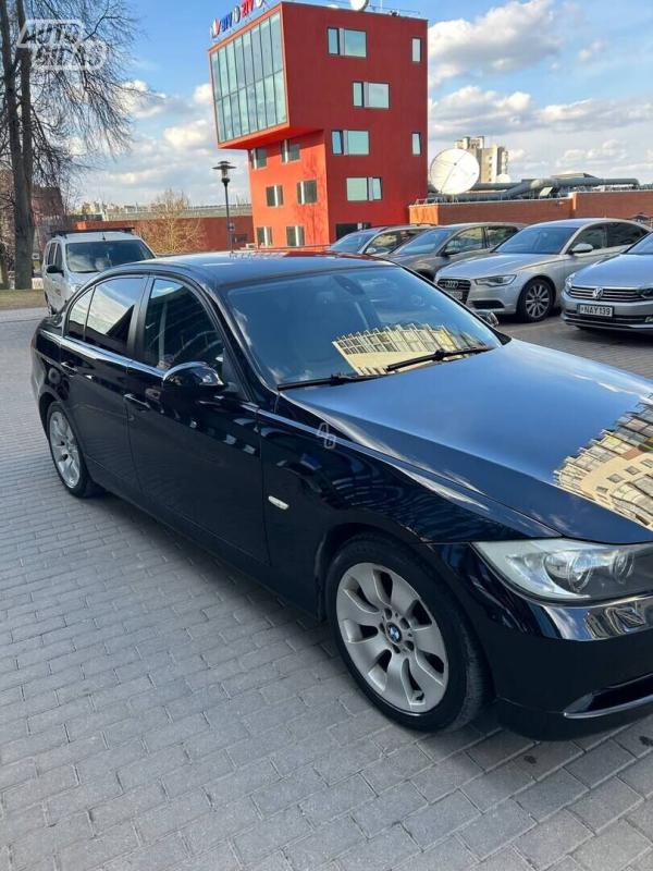 BMW 320 2008 in Vilnius, with an engine capacity of 2.00 L and mileage of 230 thousand km for 2999 €, photo 5 on AUTOMOTO.COM.LV
