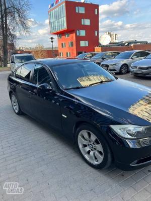 BMW 320 2008 in Vilnius, with an engine capacity of 2.00 L and mileage of 250 thousand km for 2999 €, photo 7 on AUTOMOTO.COM.LV