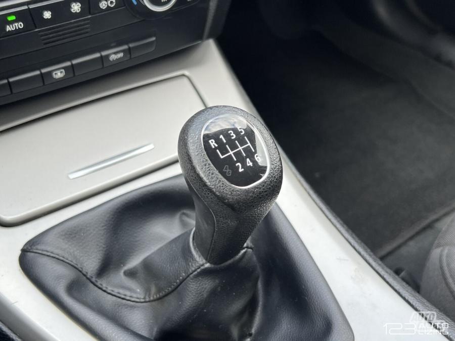BMW 320 2008 in Taurage, with an engine capacity of 2.00 L and mileage of 280 thousand km for 3300 €, photo 17 on AUTOMOTO.COM.LV