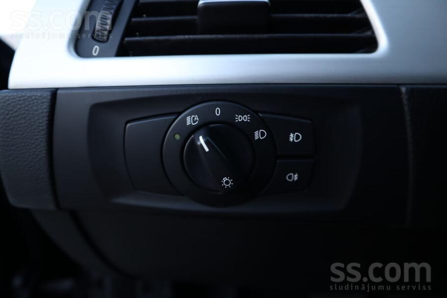 BMW 320 2008 Rīga, ar dzinēja tilpumu 2.00 L un nobraukumu 297 tūkst. km par 4490 €, foto 26 vietnē AUTOMOTO.COM.LV