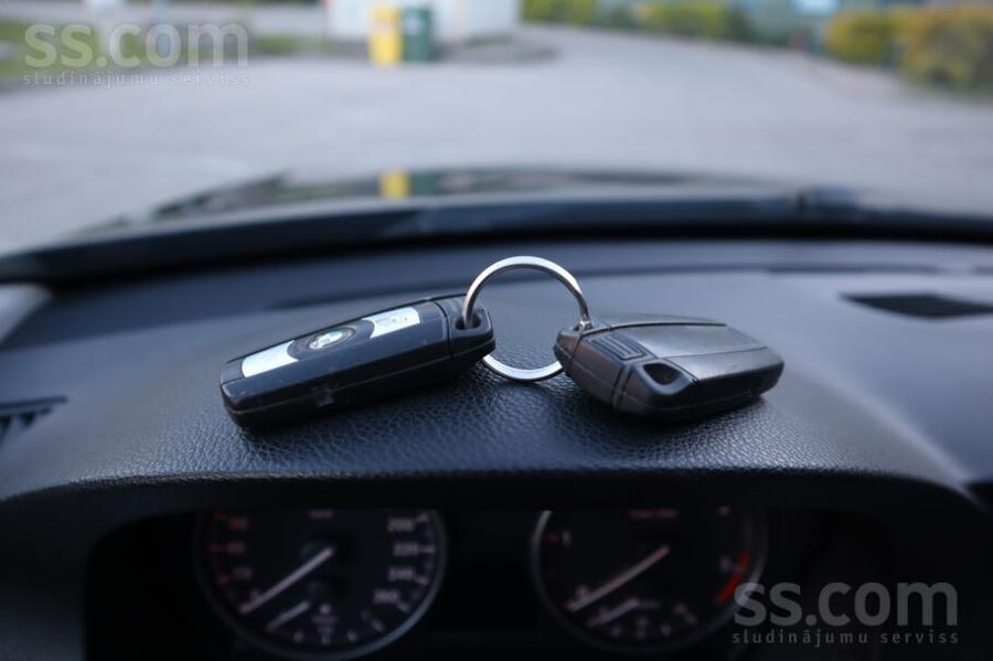 BMW 320 2008 Rīga, ar dzinēja tilpumu 2.00 L un nobraukumu 297 tūkst. km par 4490 €, foto 33 vietnē AUTOMOTO.COM.LV