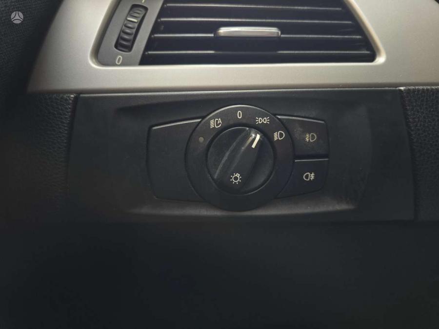 BMW 320 2008 in Radviliskis, with an engine capacity of 2.00 L and mileage of 399 thousand km for 2450 €, photo 17 on AUTOMOTO.COM.LV