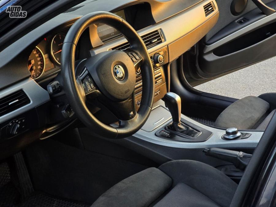 BMW 320 2008 in Radviliskis, with an engine capacity of 2.00 L and mileage of 285 thousand km for 5300 €, photo 20 on AUTOMOTO.COM.LV