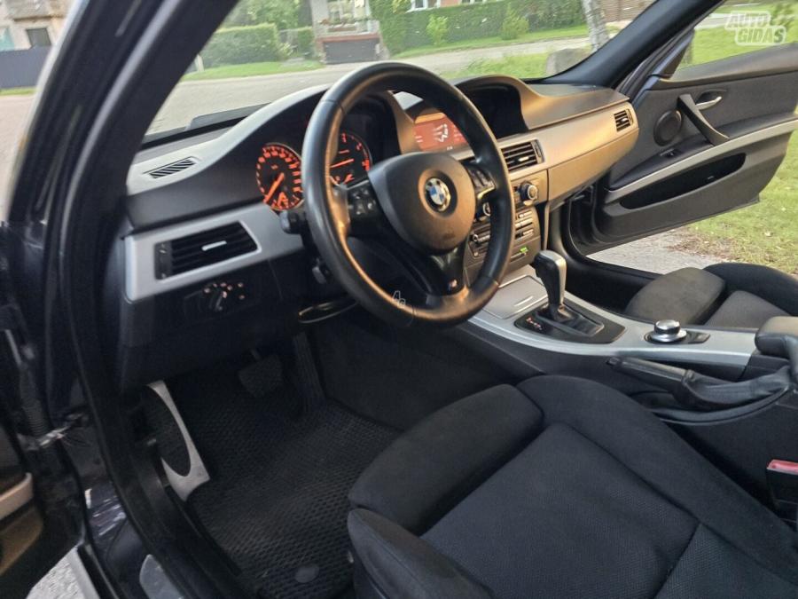 BMW 320 2008 in Radviliskis, with an engine capacity of 2.00 L and mileage of 285 thousand km for 5300 €, photo 26 on AUTOMOTO.COM.LV