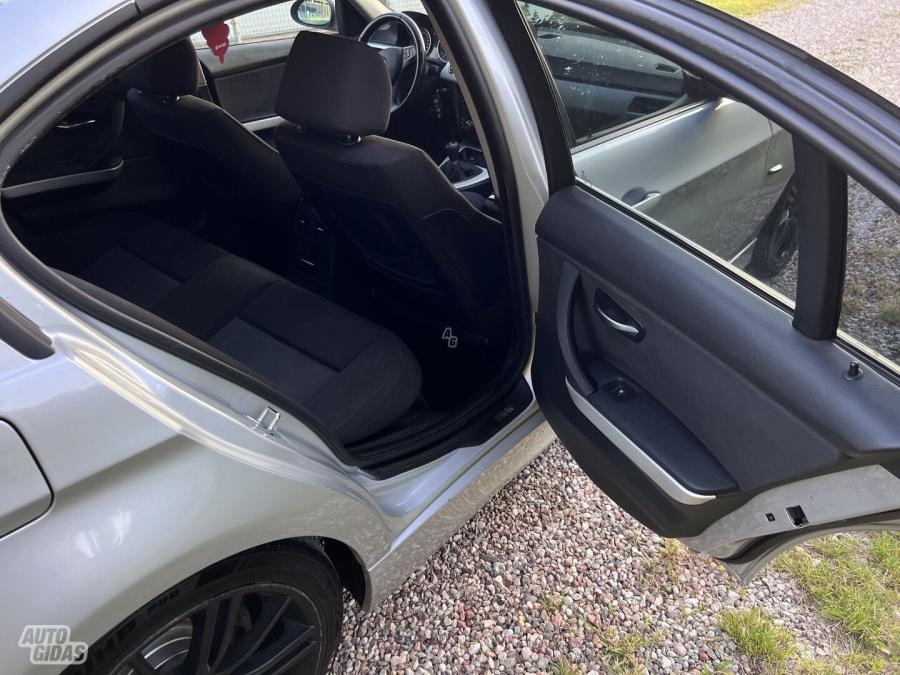 BMW 320 2008 Alīta, ar dzinēja tilpumu 2.00 L un nobraukumu 314 tūkst. km par 2850 €, foto 23 vietnē AUTOMOTO.COM.LV