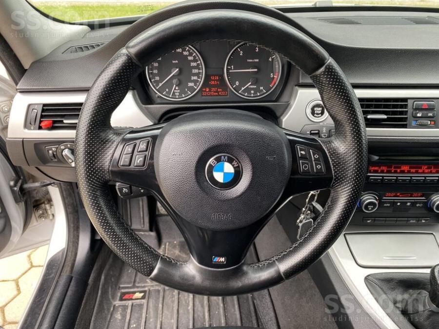 BMW 320 2009 in Riga, with an engine capacity of 2.00 L and mileage of 320 thousand km for 4550 €, photo 19 on AUTOMOTO.COM.LV