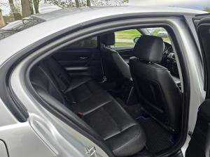 BMW 320 2009 Telšiai, ar dzinēja tilpumu 2.00 L un nobraukumu 269 tūkst. km par 4250 €, foto 13 vietnē AUTOMOTO.COM.LV