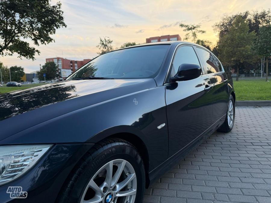 BMW 320 2010 Viļņa, ar dzinēja tilpumu 2.00 L un nobraukumu 290 tūkst. km par 5500 €, foto 8 vietnē AUTOMOTO.COM.LV