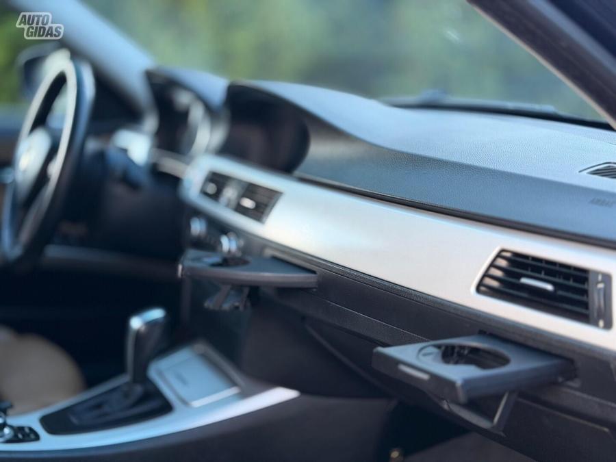 BMW 320 2010 Viļņa, ar dzinēja tilpumu 2.00 L un nobraukumu 290 tūkst. km par 5500 €, foto 16 vietnē AUTOMOTO.COM.LV