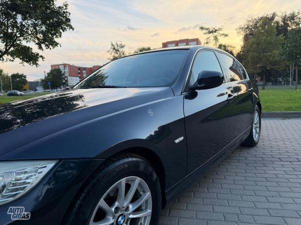 BMW 320 2010 Viļņa, ar dzinēja tilpumu 2.00 L un nobraukumu 290 tūkst. km par 5500 €, foto 8 vietnē AUTOMOTO.COM.LV