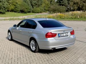 BMW 320 2010 in Vilnius, with an engine capacity of 2.00 L and mileage of 290 thousand km for 6000 €, photo 6 on AUTOMOTO.COM.LV