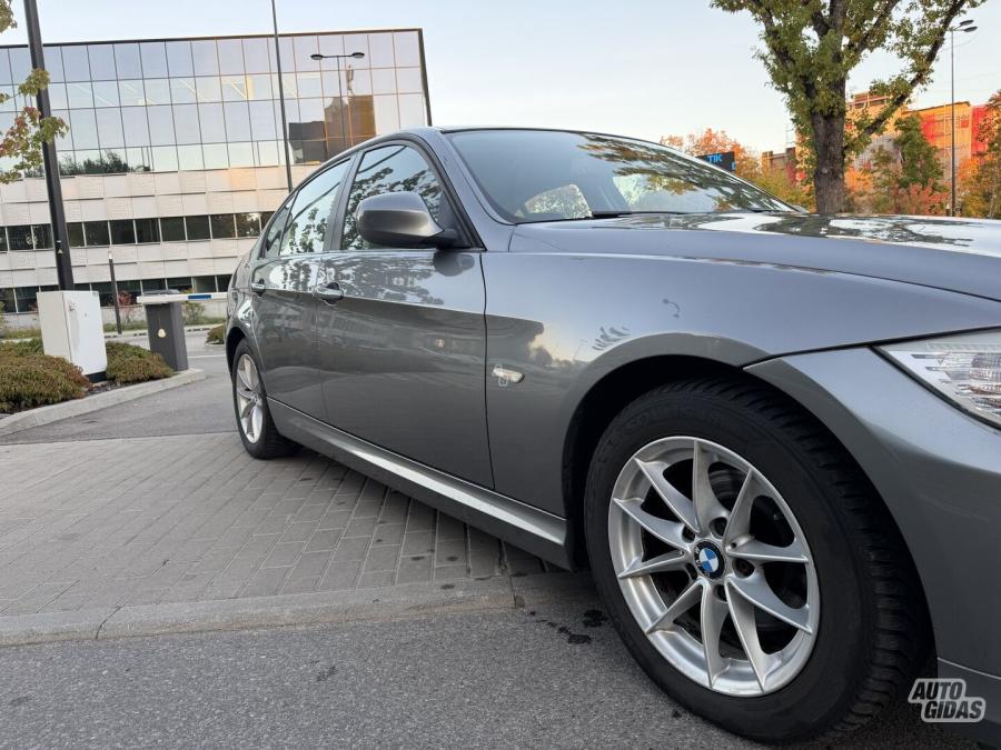 BMW 320 2010 Viļņa, ar dzinēja tilpumu 2.00 L un nobraukumu 242 tūkst. km par 4900 €, foto 9 vietnē AUTOMOTO.COM.LV