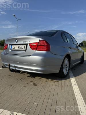 BMW 320 2011 Rēzekne, ar dzinēja tilpumu 2.00 L un nobraukumu 294 tūkst. km par 4000 €, foto 5 vietnē AUTOMOTO.COM.LV