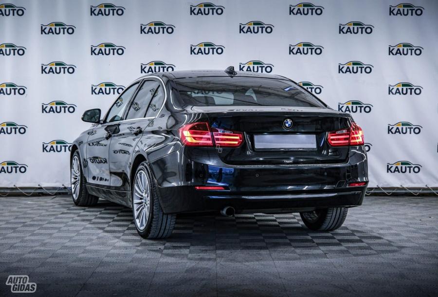 BMW 320 2012 in Kaunas, with an engine capacity of 2.00 L and mileage of 241 thousand km for 9490 €, photo 5 on AUTOMOTO.COM.LV