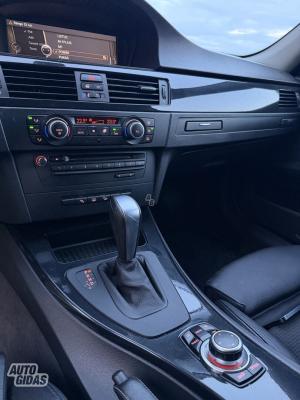 BMW 320 2012 in Vilnius, with an engine capacity of 2.00 L and mileage of 295 thousand km for 4000 €, photo 13 on AUTOMOTO.COM.LV