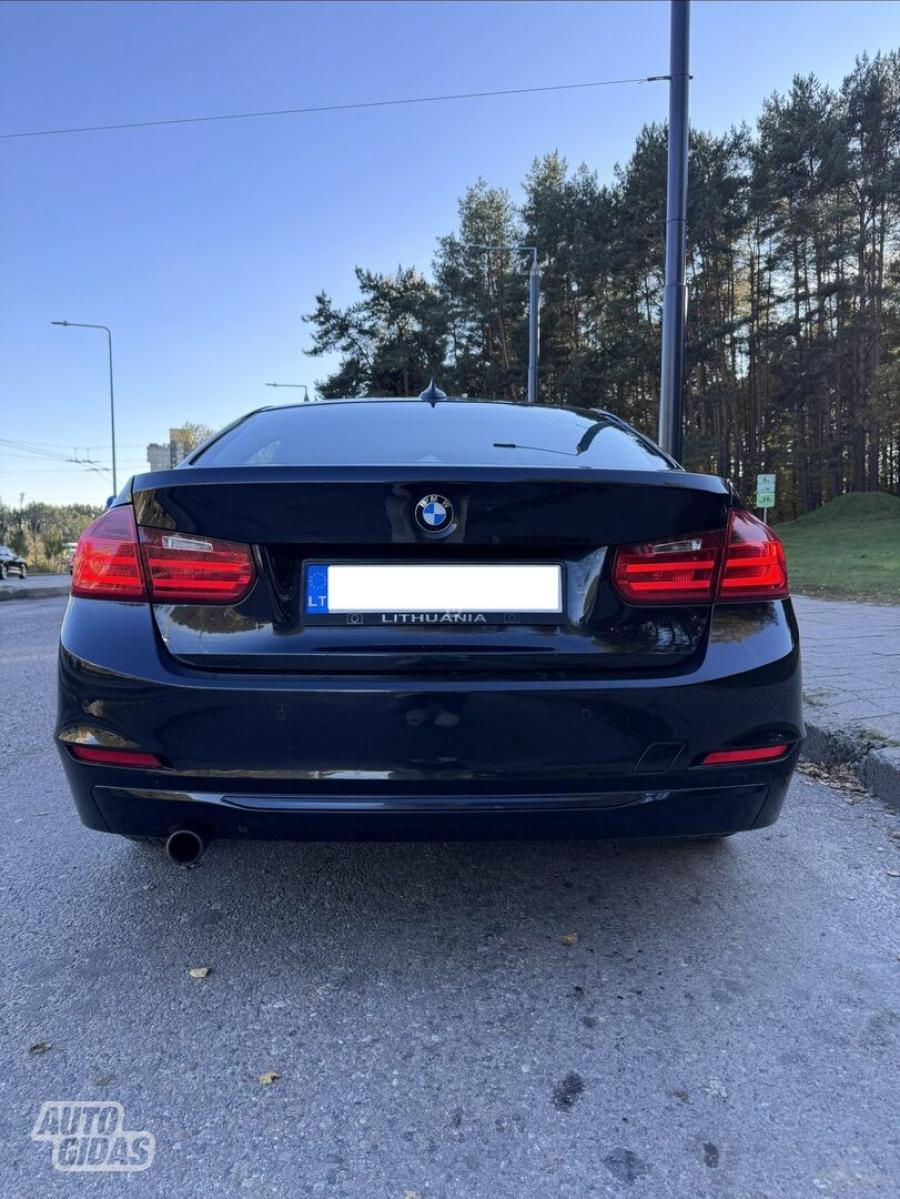 BMW 320 2014 in Vilnius, with an engine capacity of 2.00 L and mileage of 230 thousand km for 12000 €, photo 2 on AUTOMOTO.COM.LV