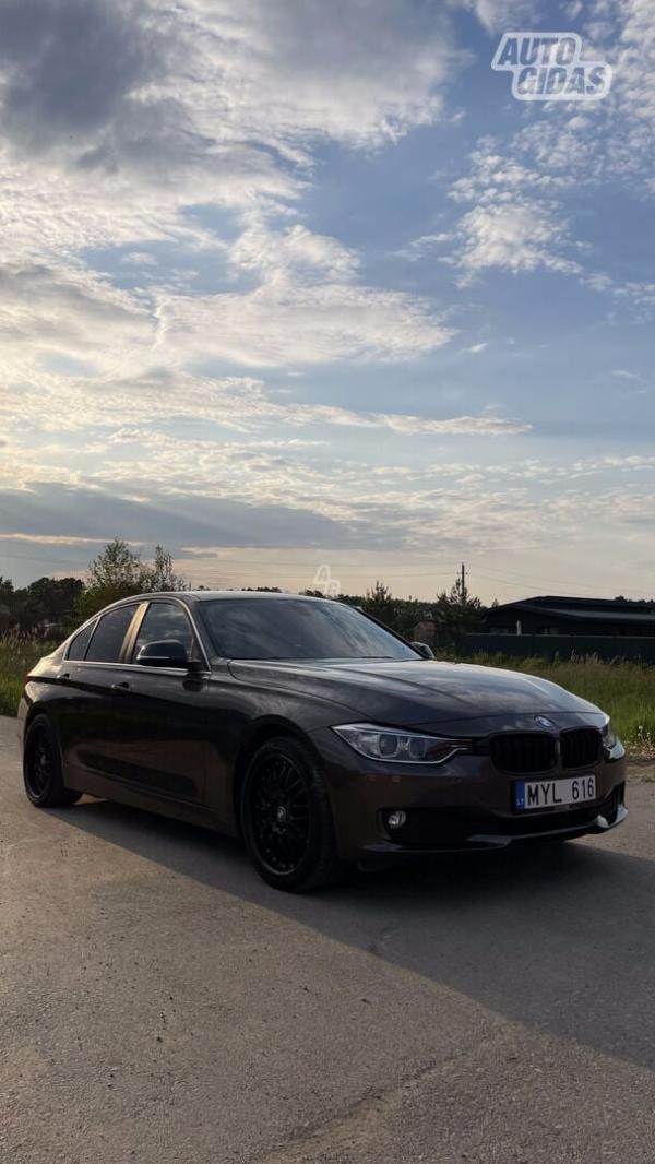 BMW 320 2014 Kauņa, ar dzinēja tilpumu 2.00 L un nobraukumu 321 tūkst. km par 9999 €, foto 2 vietnē AUTOMOTO.COM.LV