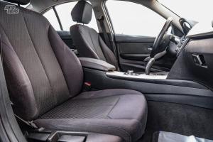 BMW 320 2014 in Kaunas, with an engine capacity of 2.00 L and mileage of 298 thousand km for 9790 €, photo 13 on AUTOMOTO.COM.LV