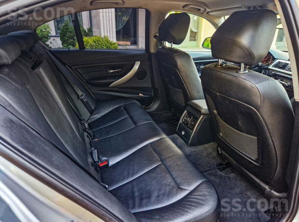 BMW 320 2014 in Riga, with an engine capacity of 2.00 L and mileage of 251 thousand km for 10700 €, photo 8 on AUTOMOTO.COM.LV