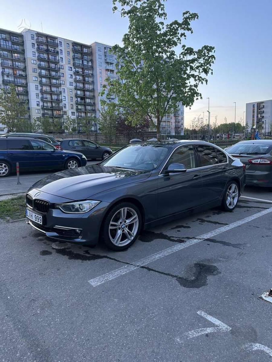 BMW 320 2014 in Klaipeda, with an engine capacity of 2.00 L and mileage of 251 thousand km for 9100 €, photo 8 on AUTOMOTO.COM.LV