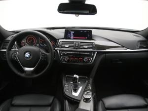 BMW 320 2015 in Vilnius, with an engine capacity of 2.00 L and mileage of 144 thousand km for 14199 €, photo 3 on AUTOMOTO.COM.LV