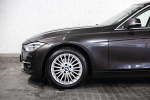 BMW 320 2017 in Vilnius, with an engine capacity of 2.00 L and mileage of 89 thousand km for 15441 €, photo 5 on AUTOMOTO.COM.LV