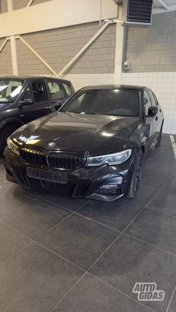 BMW 320 2018 Pasvalys, ar dzinēja tilpumu 2.00 L un nobraukumu 255 tūkst. km par 15200 €, foto  vietnē AUTOMOTO.COM.LV