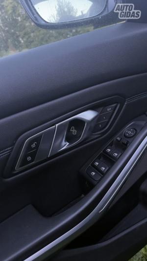 BMW 320 2018 in Pasvalys, with an engine capacity of 2.00 L and mileage of 255 thousand km for 15200 €, photo 9 on AUTOMOTO.COM.LV