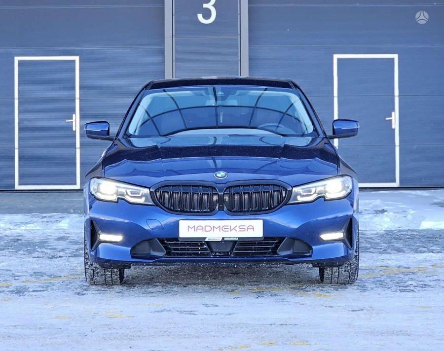BMW 320 2019 in Vilnius, with an engine capacity of 2.00 L and mileage of 199 thousand km for 20950 €, photo 11 on AUTOMOTO.COM.LV