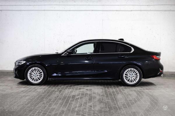 BMW 320 2019 in Vilnius, with an engine capacity of 2.00 L and mileage of 184 thousand km for 24331 €, photo 4 on AUTOMOTO.COM.LV
