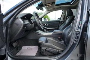 BMW 320 2019 in Marijampole, with an engine capacity of 2.00 L and mileage of 149 thousand km for 19950 €, photo 27 on AUTOMOTO.COM.LV