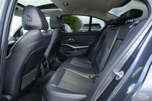 BMW 320 2019 in Marijampole, with an engine capacity of 2.00 L and mileage of 149 thousand km for 19950 €, photo 33 on AUTOMOTO.COM.LV