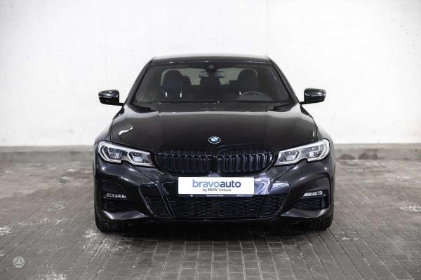 BMW 320 2021 in Vilnius, with an engine capacity of 2.00 L and mileage of 145 thousand km for 28771 €, photo 2 on AUTOMOTO.COM.LV